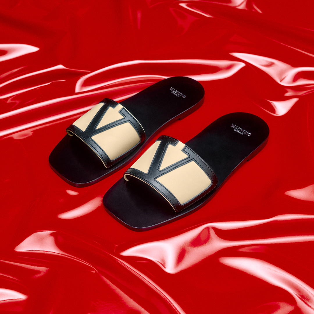 Valentino Garavani Women's Slides & Thongs | Valentino