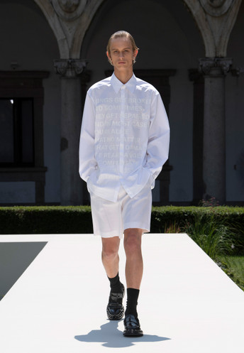 Valentino The Narratives Spring/Summer 2024 Collection fashion show ...