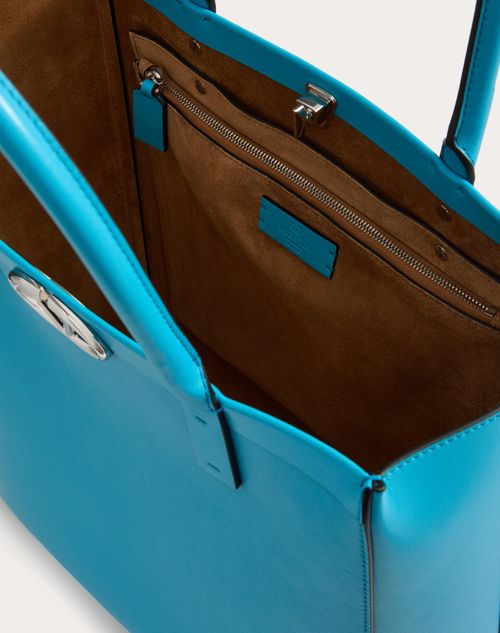 Medium Vlogo Locker Leather Shopping Bag for Man in Sky Blue | Valentino AE