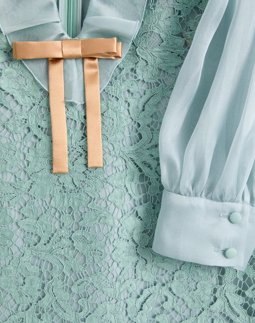 Short Dress In Heavy Lace for Woman in Azure | Valentino SA