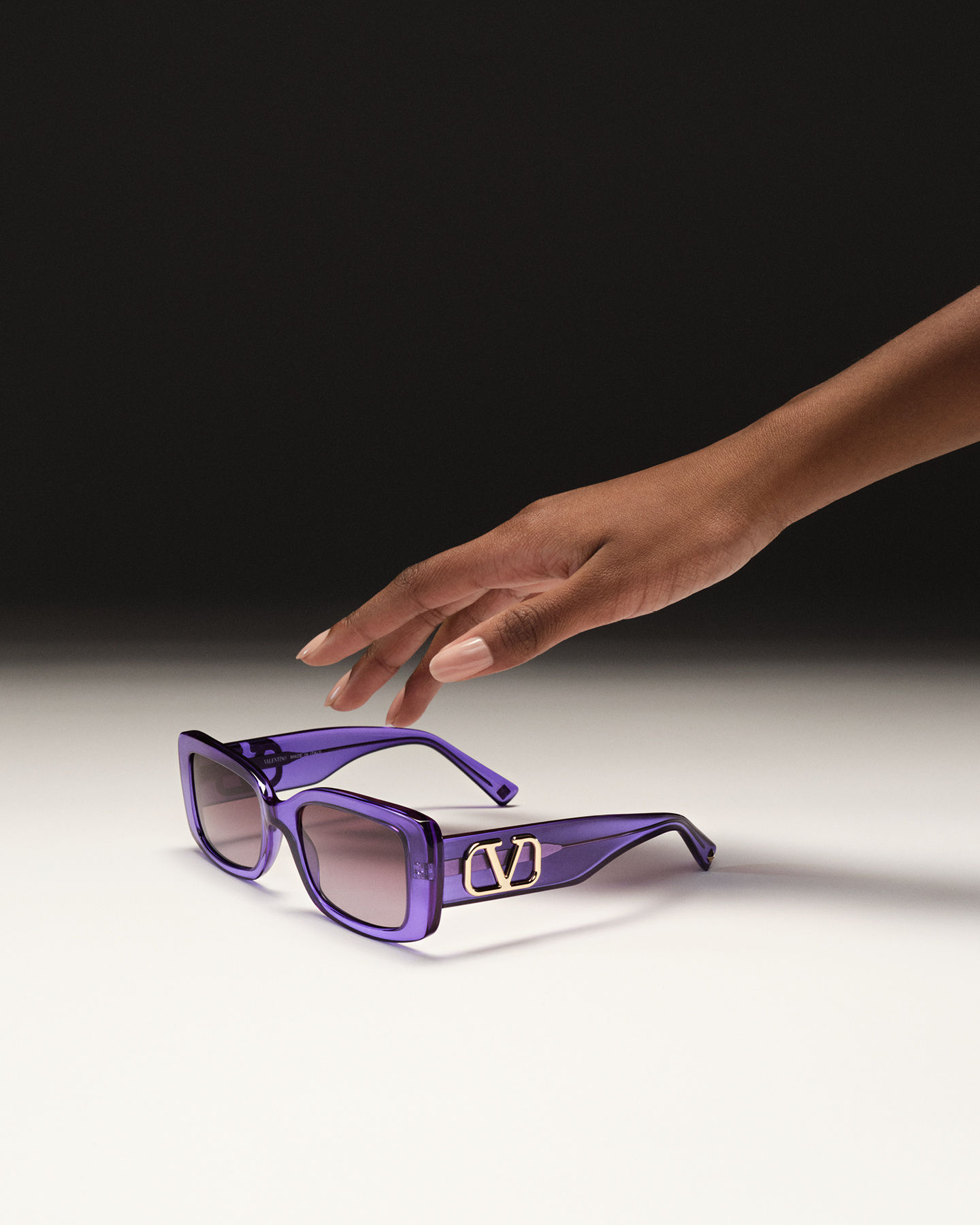 Valentino Online Boutique: the Maison Valentino official site