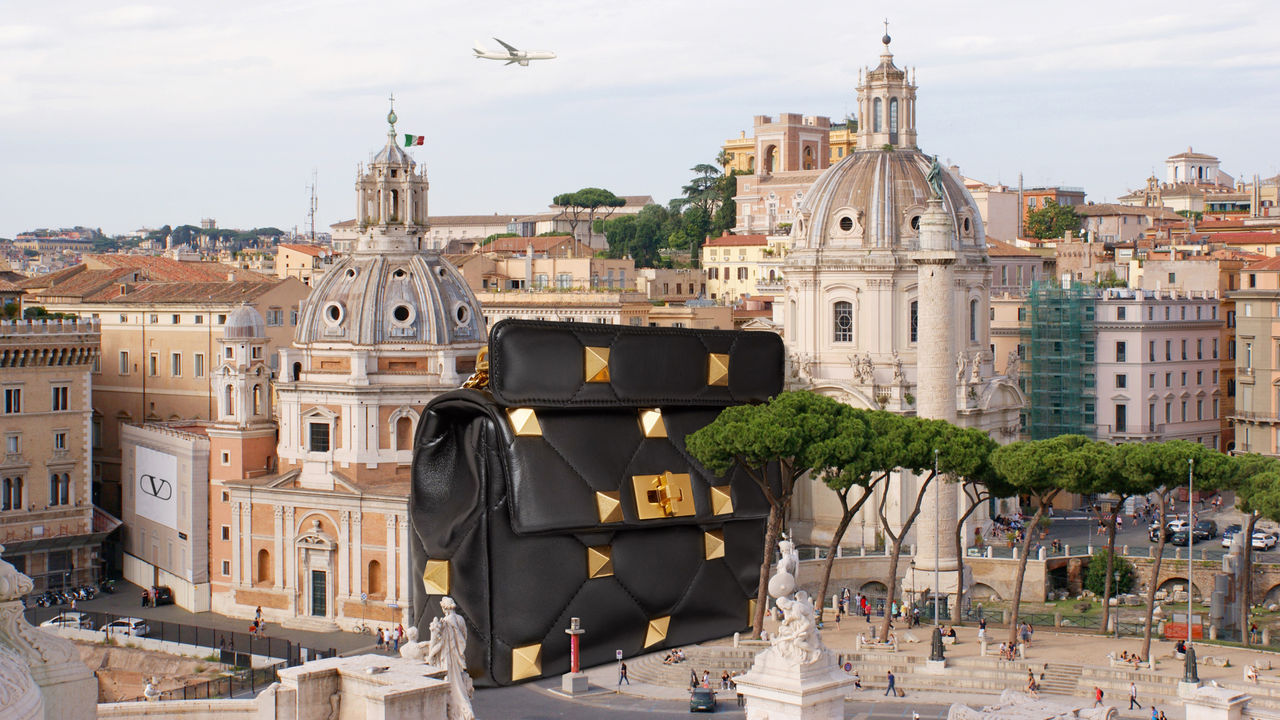 Valentino Online Boutique: the Maison Valentino official site