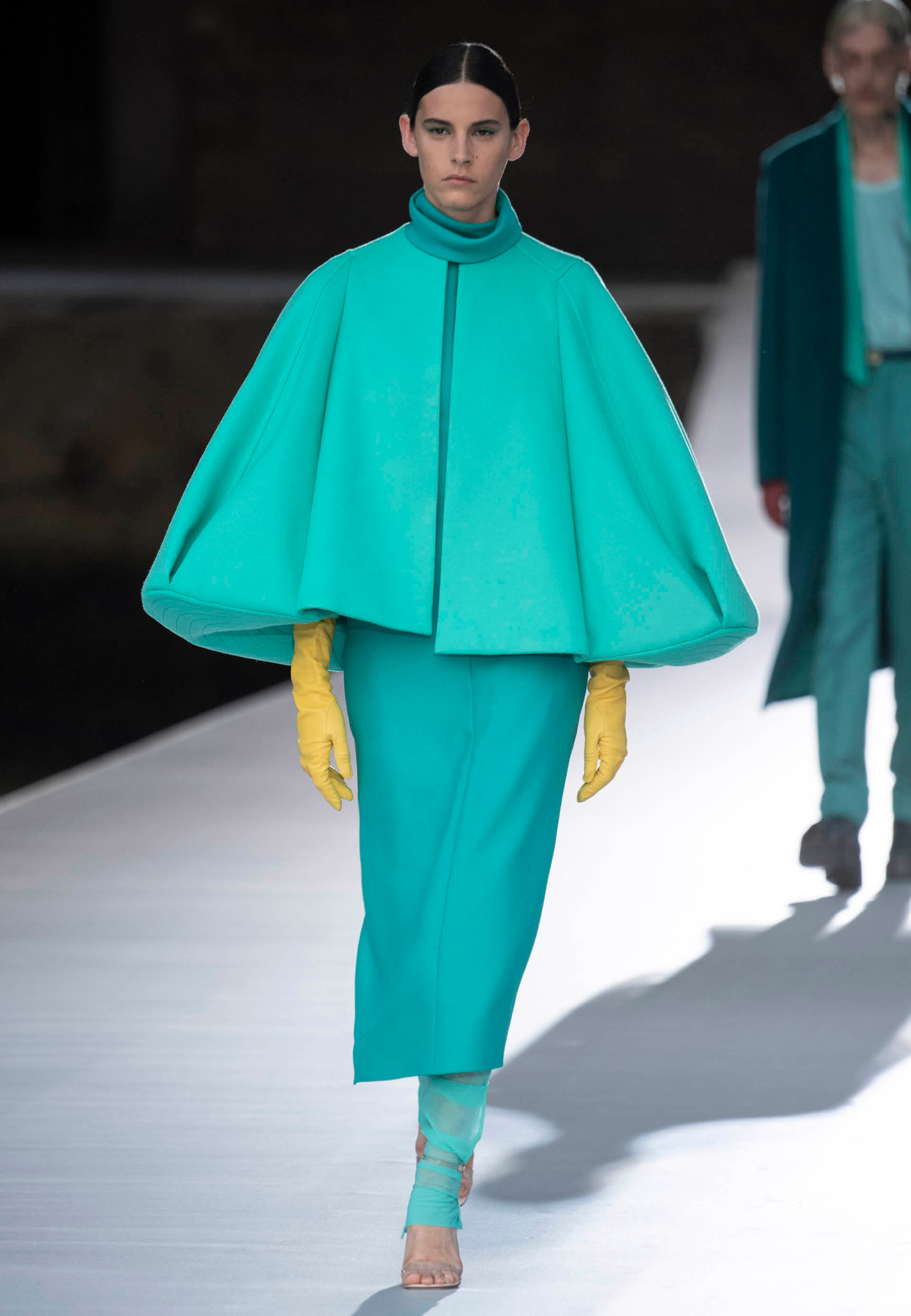 Valentino Des Ateliers Haute Couture Fall/Winter 2021-22 | Valentino