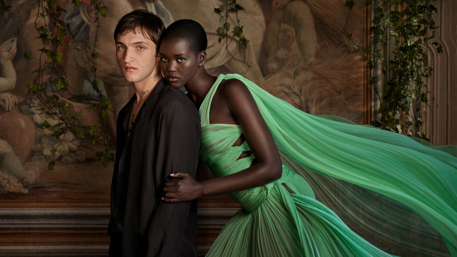 Valentino Online Boutique: sito ufficiale della Maison Valentino